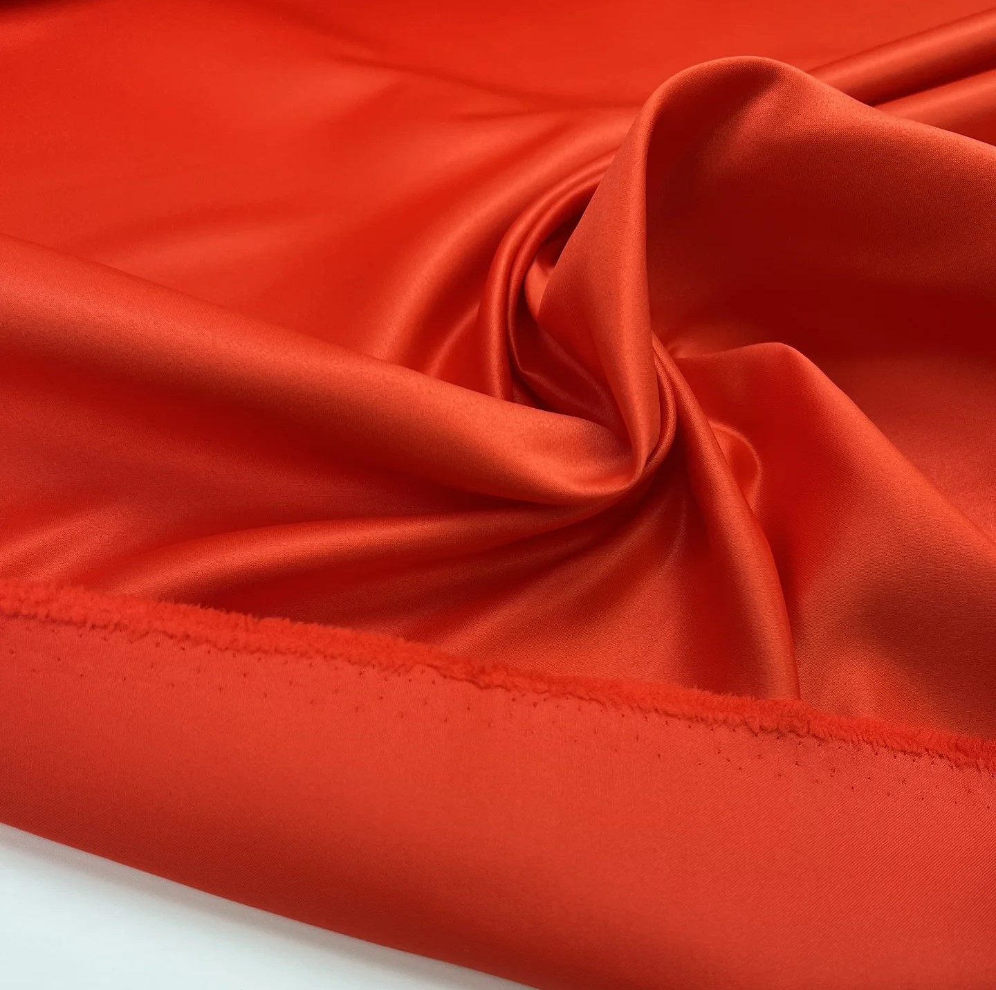 Luksuzni Američki Saten, Visoka Moda, Narančasto-crvena Boja - Amika ...